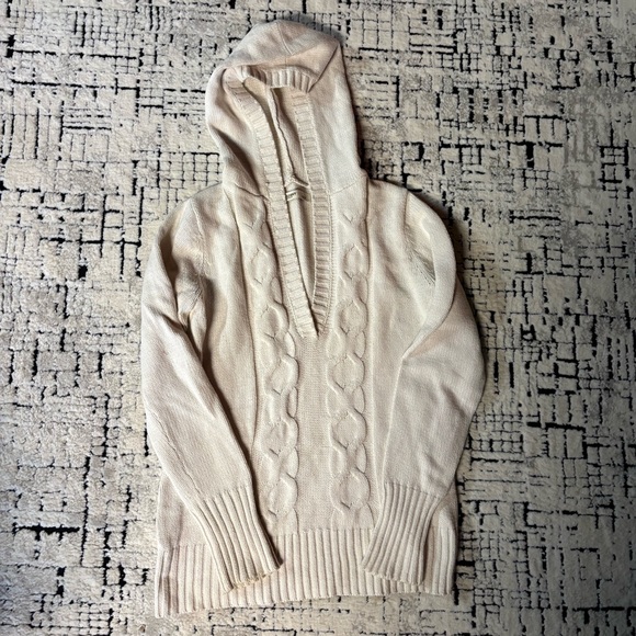 Old Navy | Sweaters | Old Navy Cable Knit Hooded Sweater | Poshmark